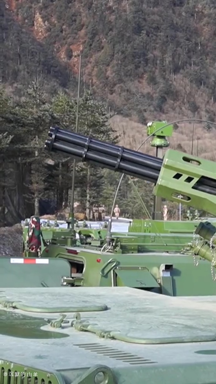 China Defense Blog: The new so-called "625" SPAAA system for Light and ...