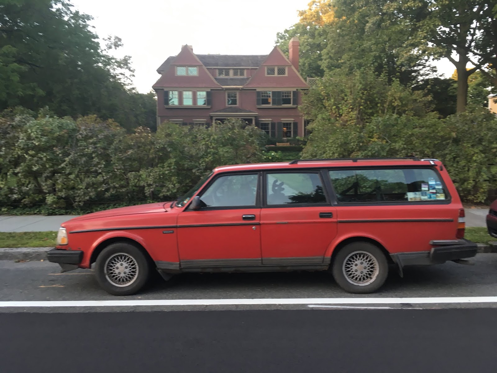 1993 Volvo 240 Red