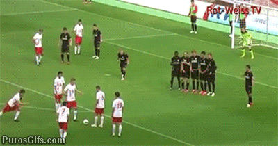 imagenes Gif divertidas: Tiro libre nivel trol