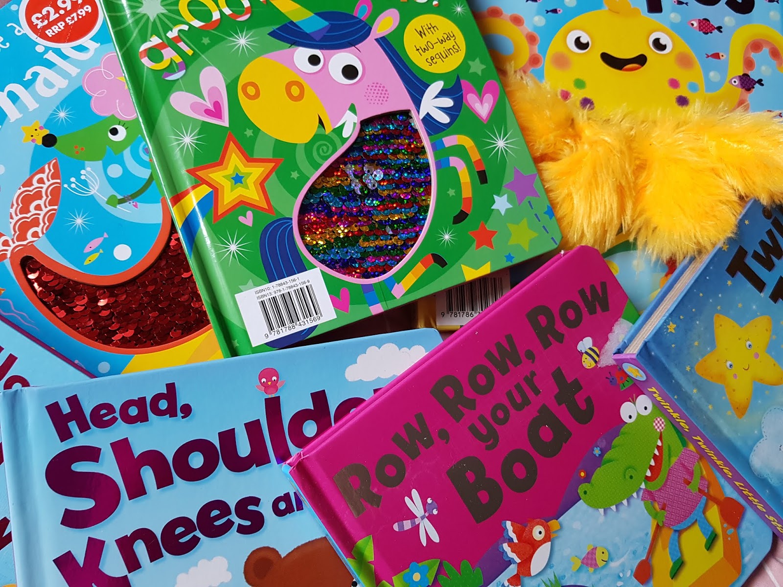BUILDING A BOOK COLLECTION WITH ALDI ~ A Mummas Time Out