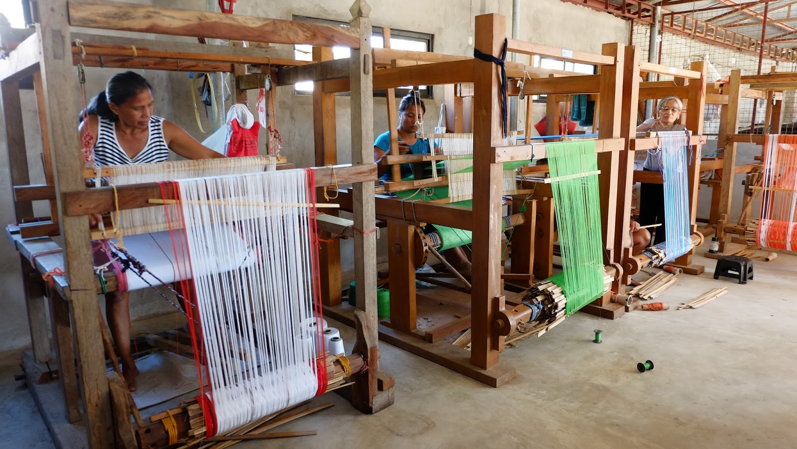 Tara! Abra: La Paz Weaving - Traveling Journo Ph