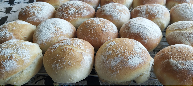 Floury and / or Scottish Baps