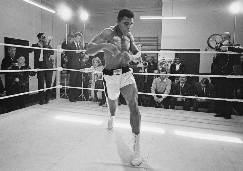 THE GRANDMA'S LOGBOOK ---: CASSIUS CLAY JR. AKA MUHAMMAD ALI, 'THE ...