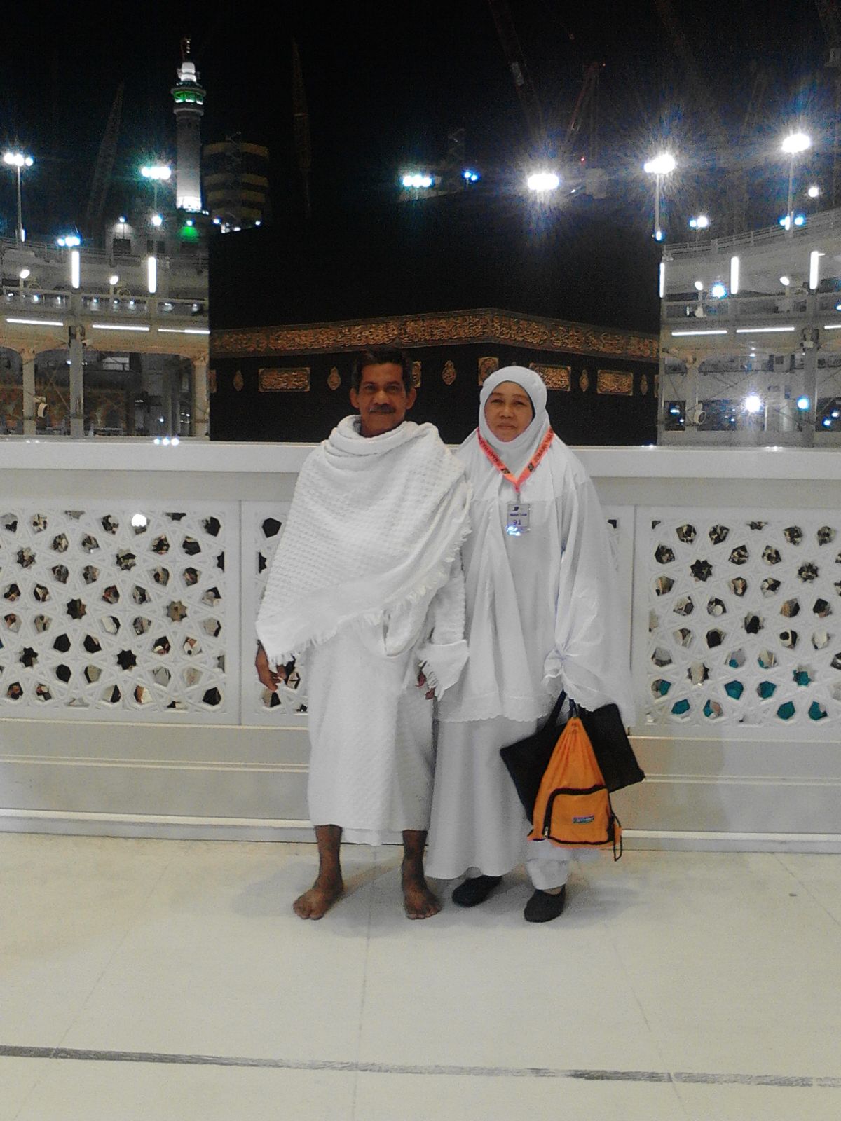 KELENGKAPAN HAJI DAN UMRAH - PAKEJ JIMAT: TELEKUNG-MUSLEEMA CANTIK