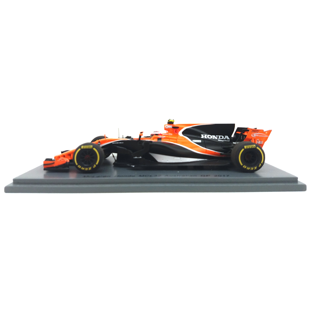 2017 McLaren Honda MCL32 Stoffel Vandoorne - GPworld News