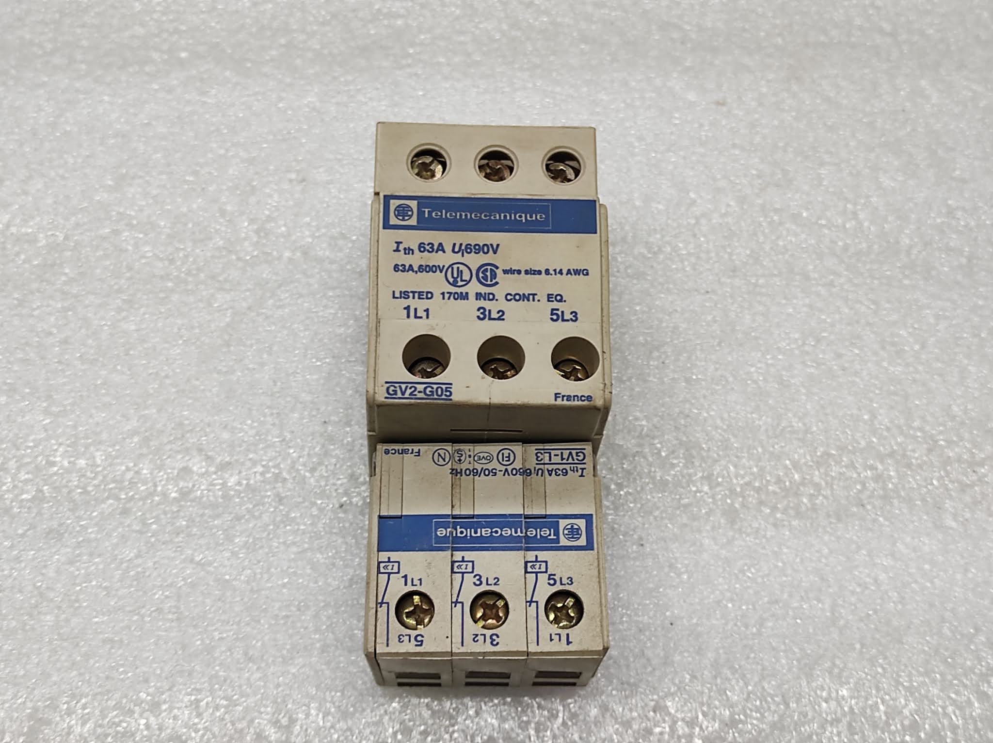 TELEMECANIQUE GV2-G05 TERMINAL BLOCK GV1-L3 CIRCUIT BREAKER