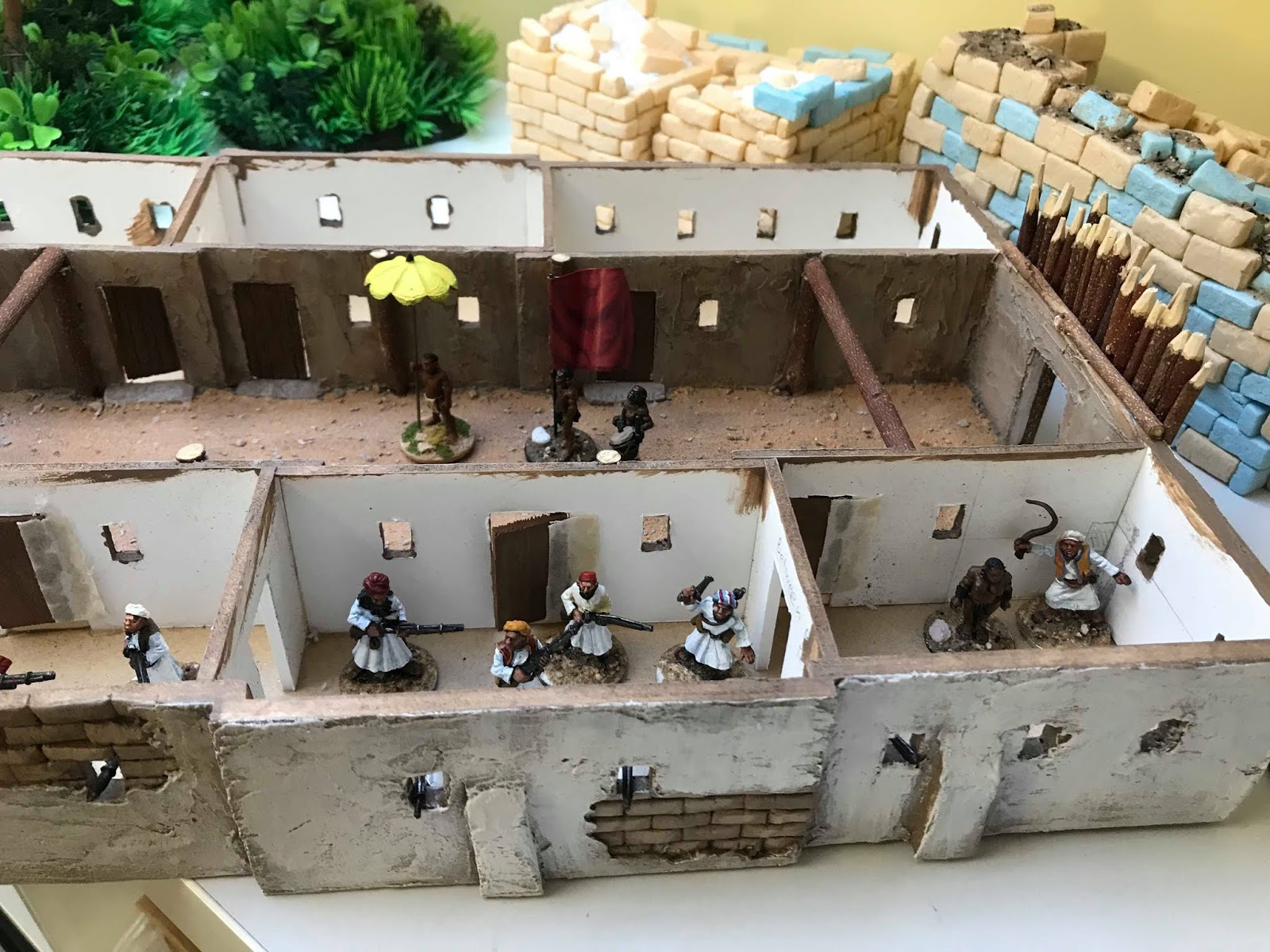 Adventures In Lead: "The Petite Race for Africa" African Tembe Build