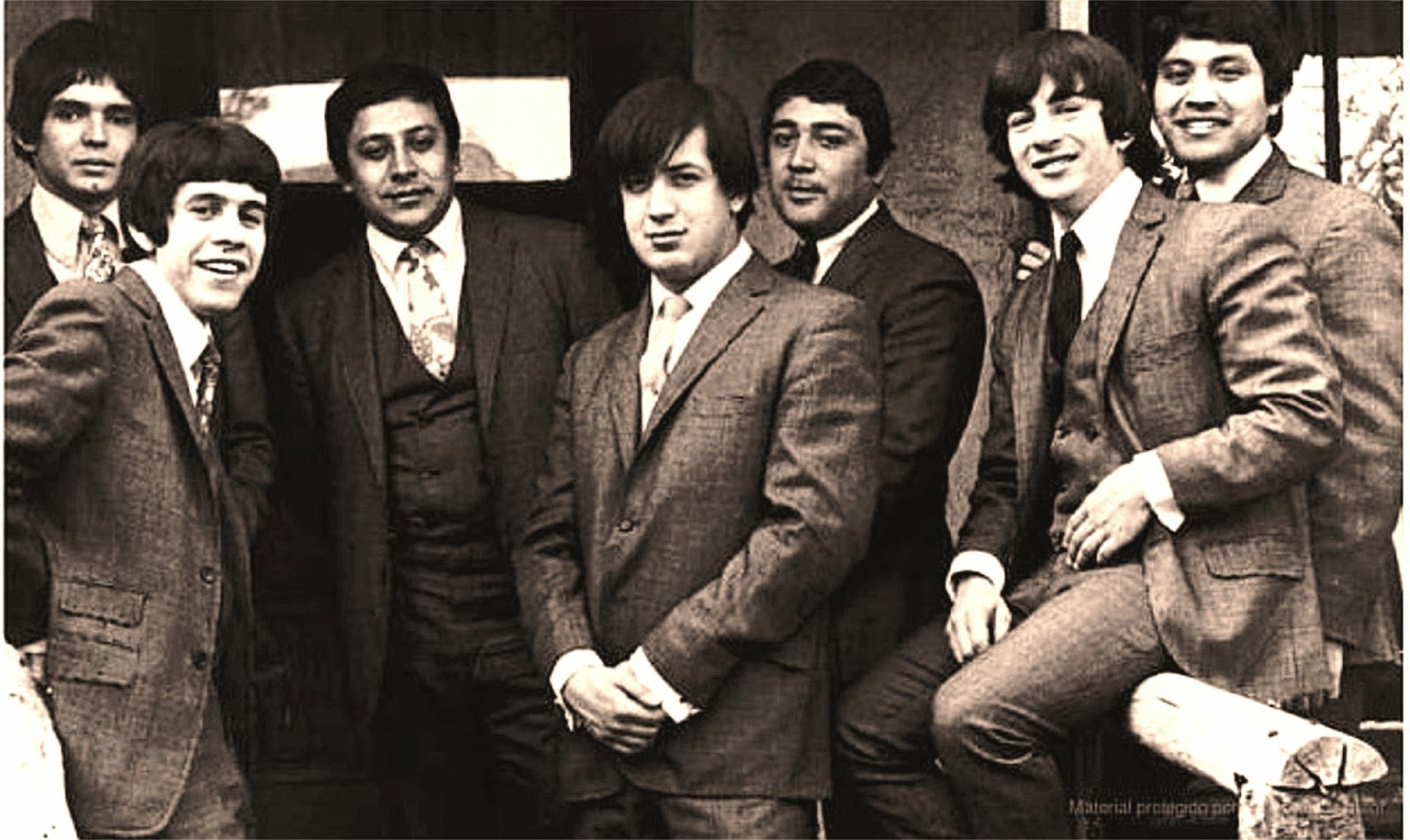 WHITE DOO-WOP COLLECTOR: THEE MIDNITERS (Chattahoochee Records)