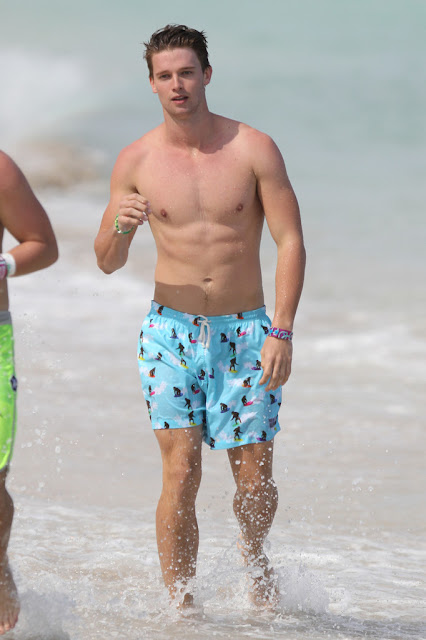 Patrick Schwarzenegger On Spring Break | Oh yes I am