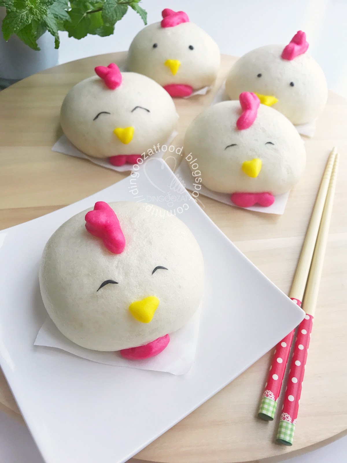 Miki's Food Archives : Steamed BBQ Pork Bun (aka Char Siew Pao) 家乡叉烧包