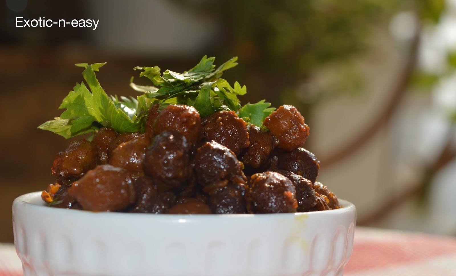 exotic-n-easy cooking: Sukhe Channe (Dry Channa)