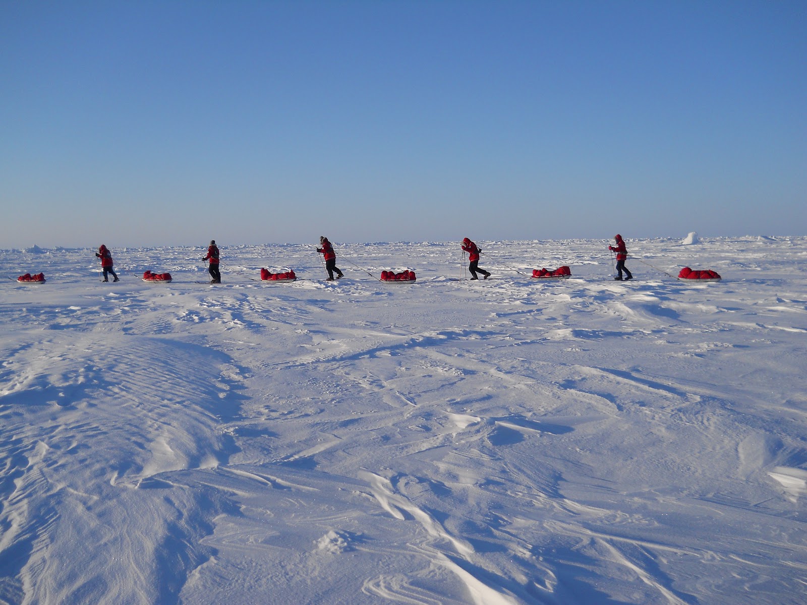 PolarExplorers 2012 North Pole Ski Expedition: Past Halfway