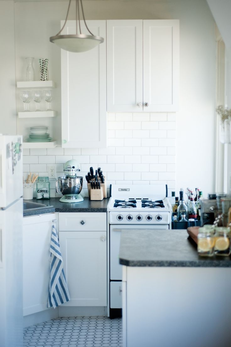 These 28 Small Kitchen Design Ideas Will Give You Major Home Inspo ...