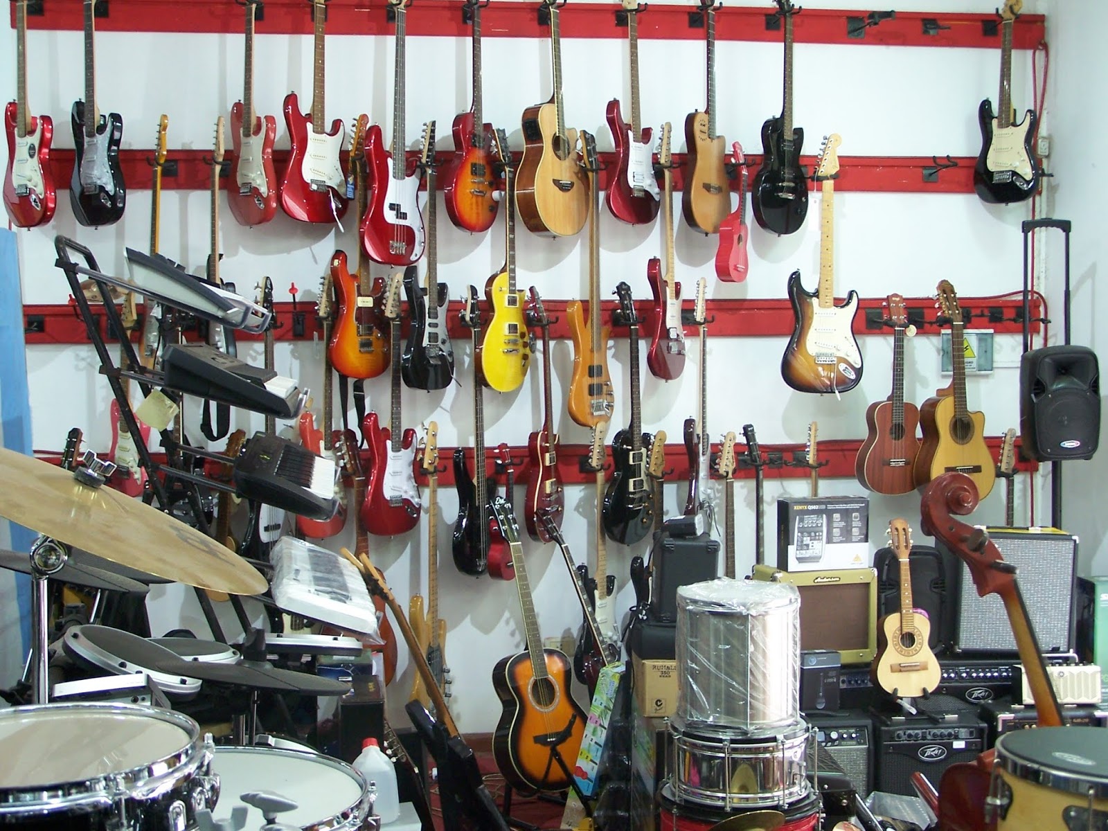 MUSICAL GEM - Instrumentos Musicales, Audio Ingeniería, Iluminación, Accesorios Musicales y de ...