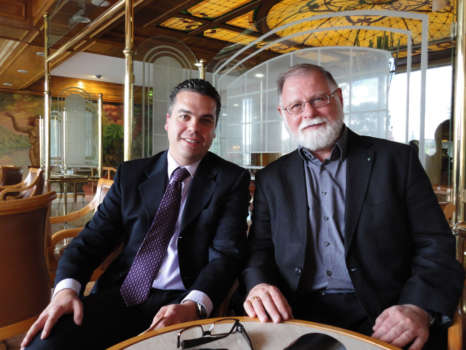 RICARDO RIVADENEIRA V.: Alberto Manguel revisitado por Ricardo Rivadeneira