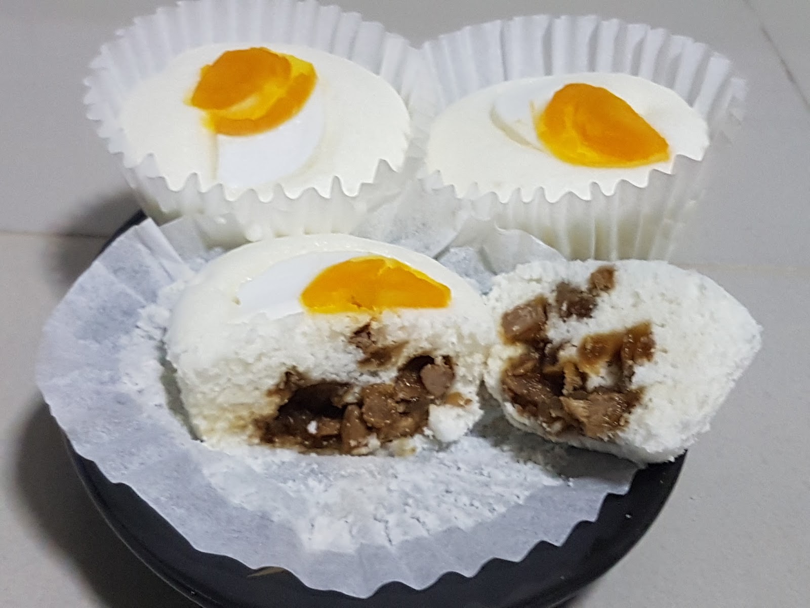 Kasher's Kitchen: Puto Pao (Steamed Chiffon cupcakes with Chicken BBQ fillings)