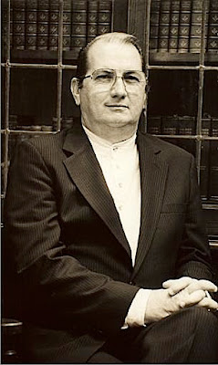 Magnum Opus Aeternam : Biografia Jordan Maxwell