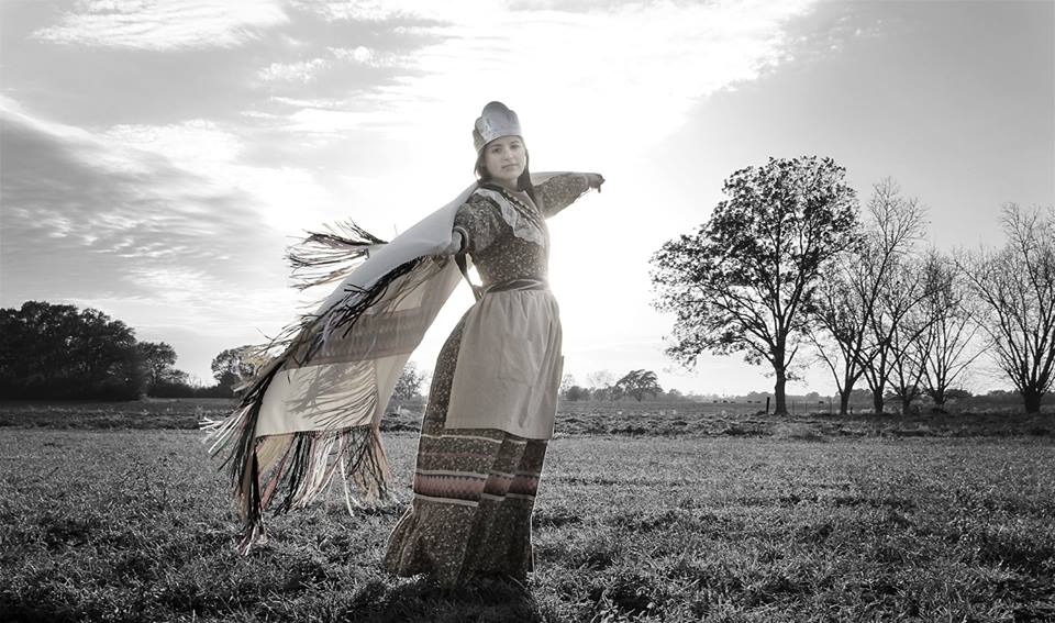 White Wolf : 14 Remarkable Portraits of Native America from Project 562