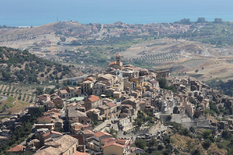 Roccella siamo (anche) noi: A BADOLATO (CZ) IL PRIMO RADUNO DI TUTTI ...