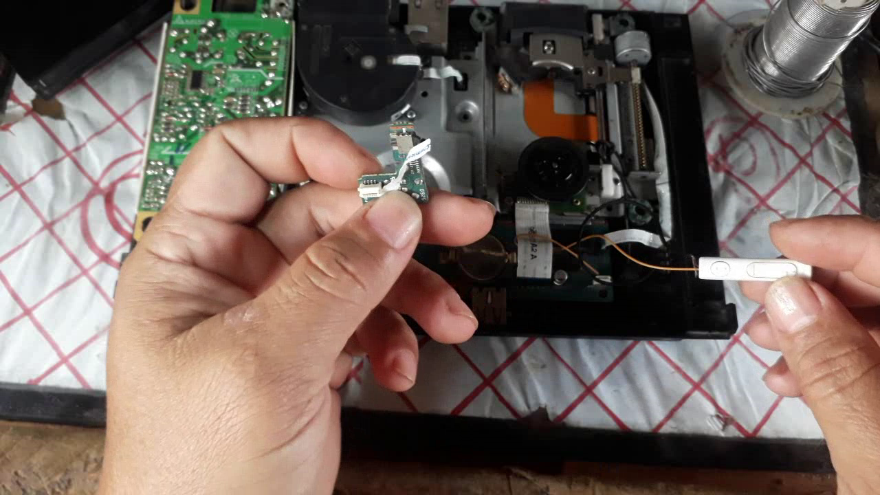 ENCENDER Y APAGAR CONSOLA PS2 DESDE LA PLACA | hacer un botón ON/Off y ...