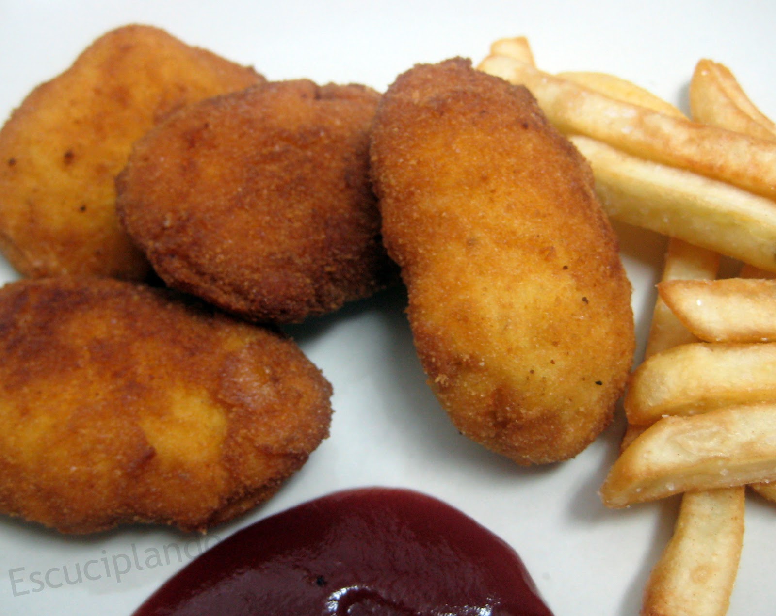 Escuciplando: NUGGETS DE POLLO