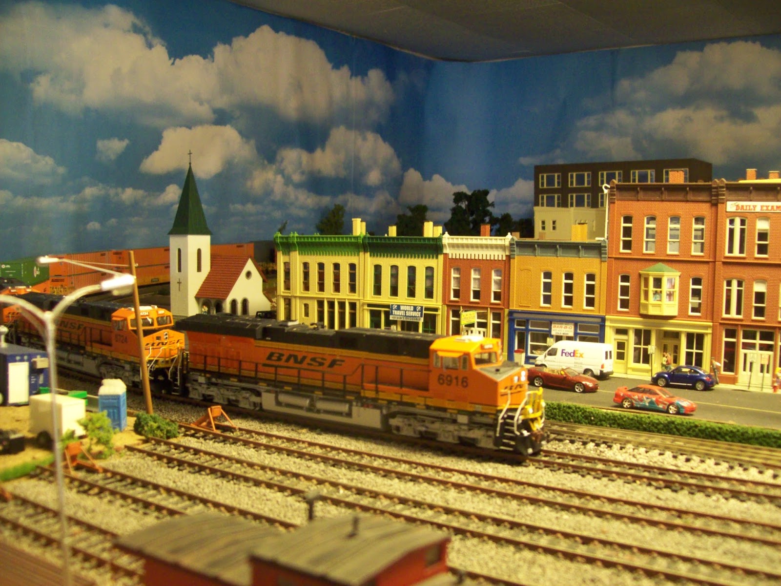 AP&WRR: THE ORANGE TRAIN!