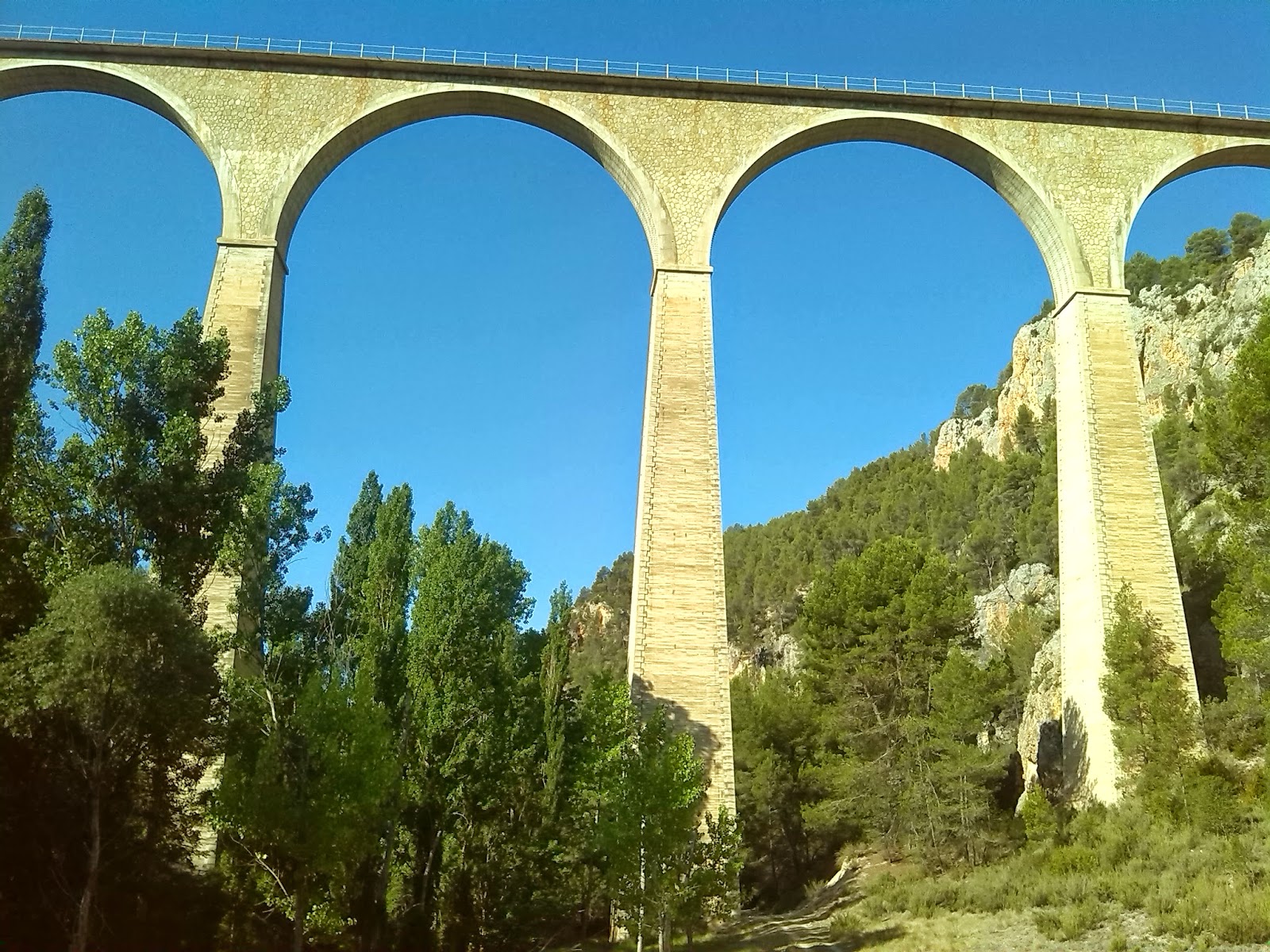 PEPELIKTRENCACAMES: Mira - Hoces del río Mira - Viaducto de Villa Paz