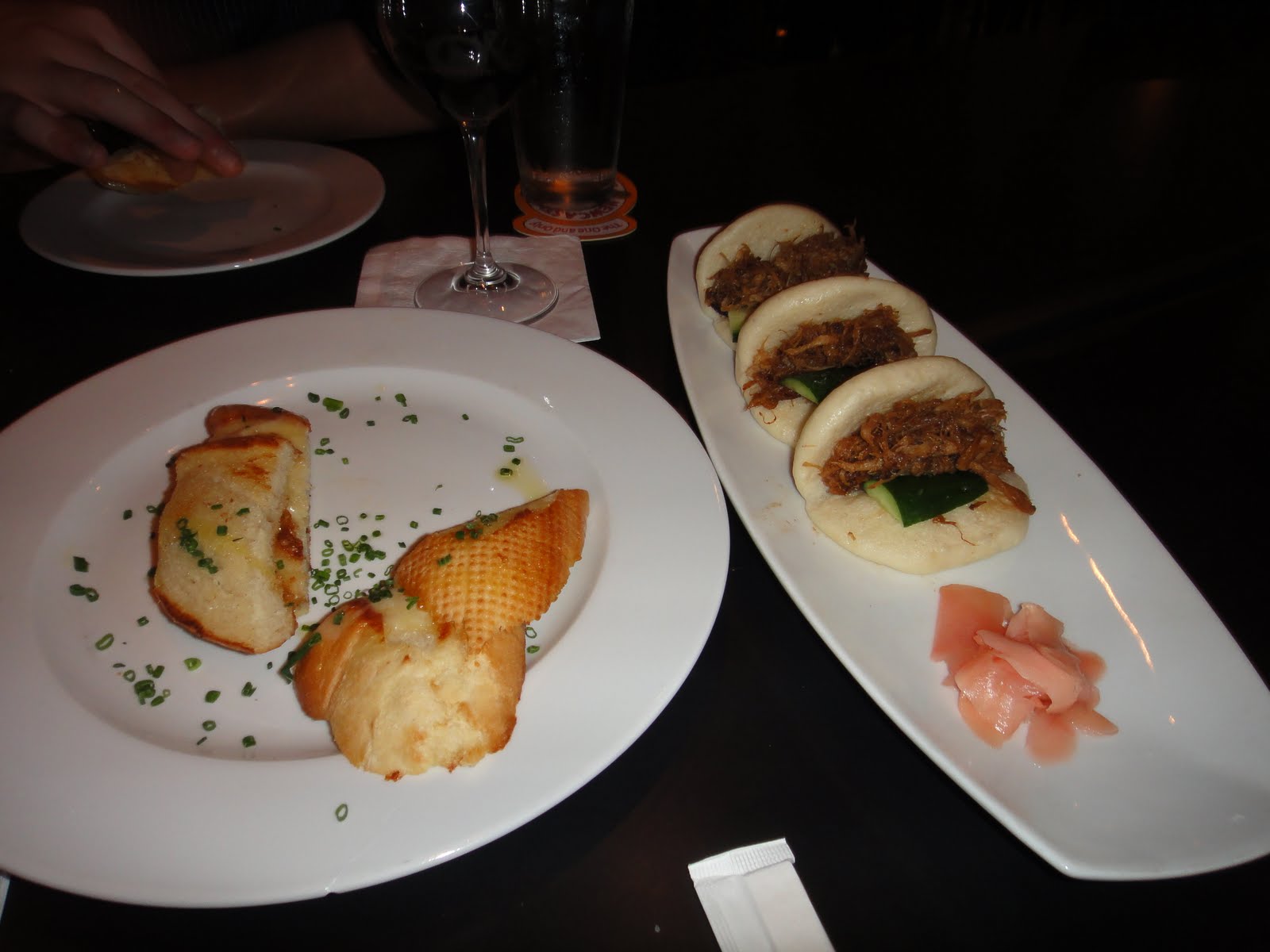 The Fashionably-Forward Foodie: Amuse Wine Bar