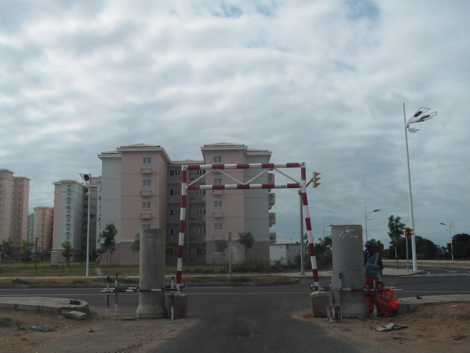 HUKALILILE (Don't cry for me Angola): Renda resolúvel e arrendamento ...