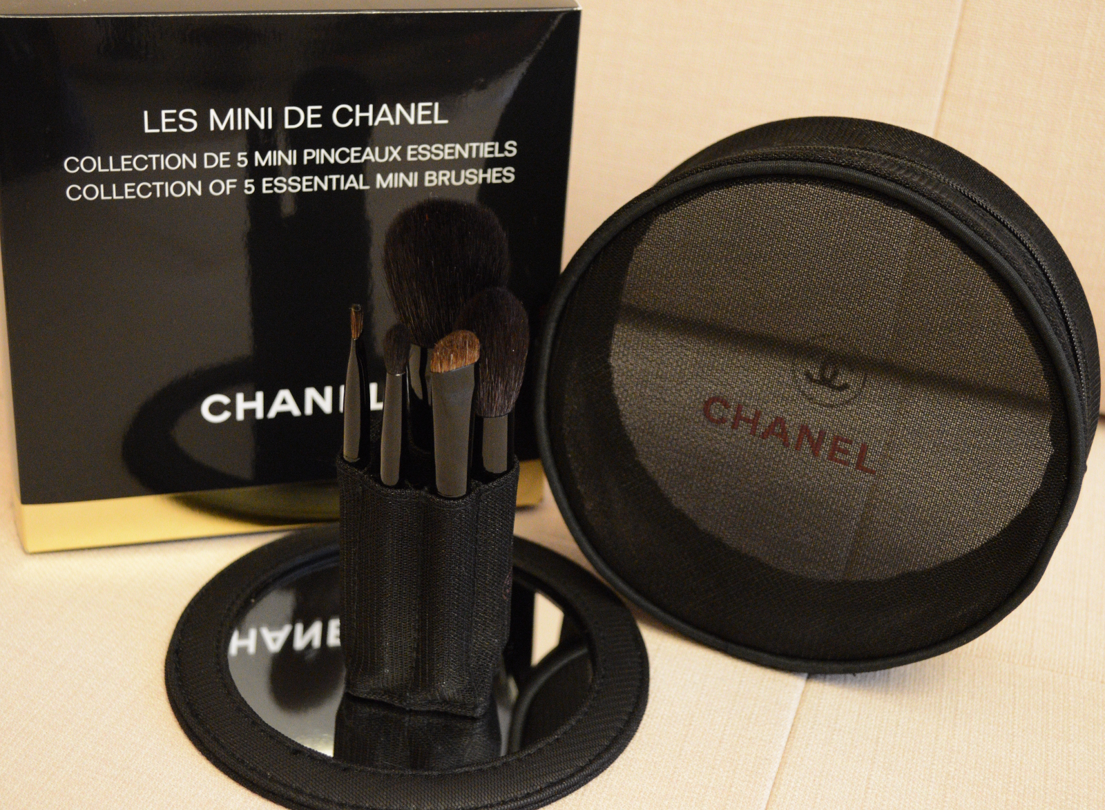 Urban Fashionista: Makeup Brushes Les Mini de Chanel