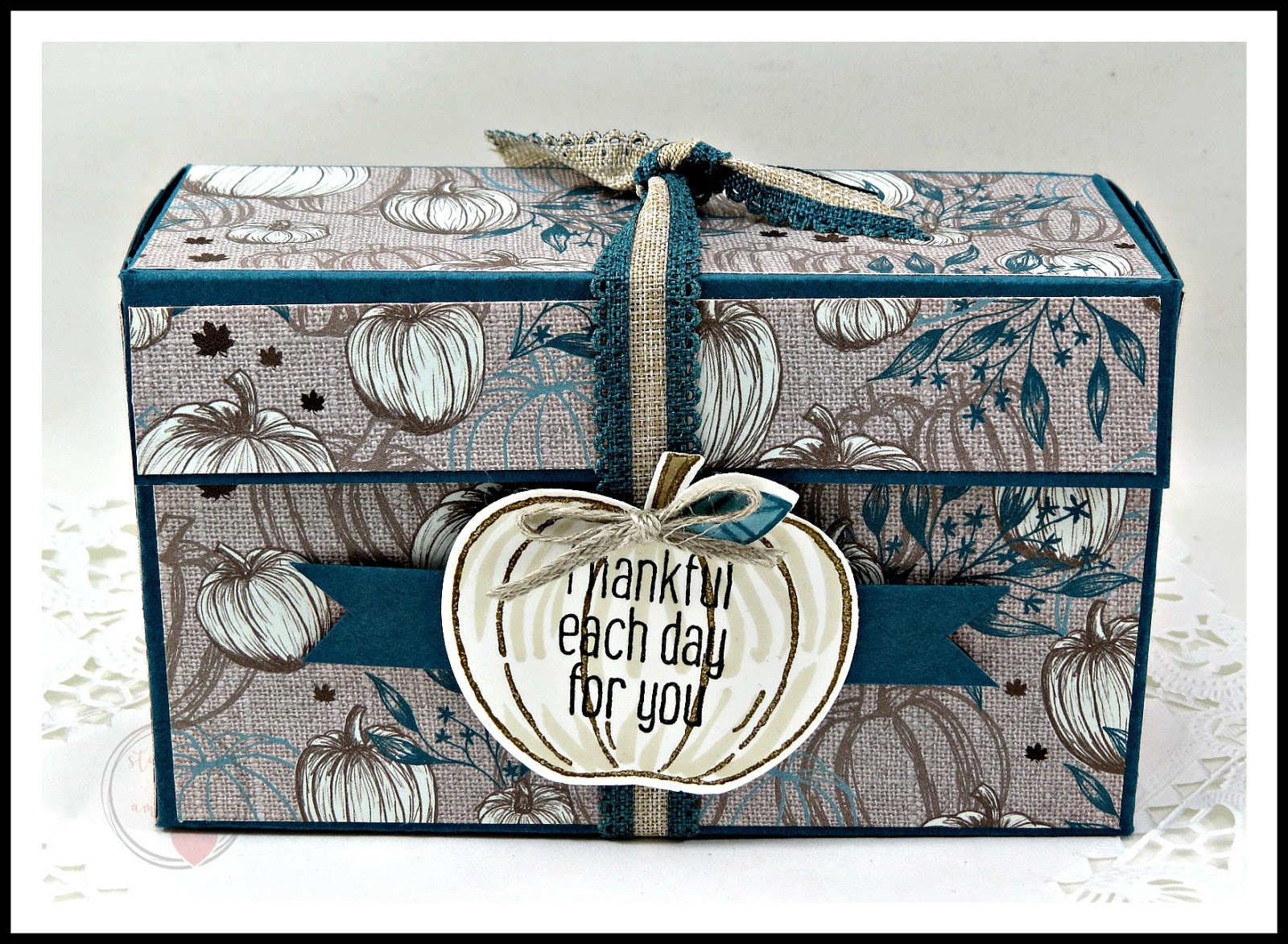 Stampingwithamore: STAMPIN'UP FALL LARGE TREAT BOX
