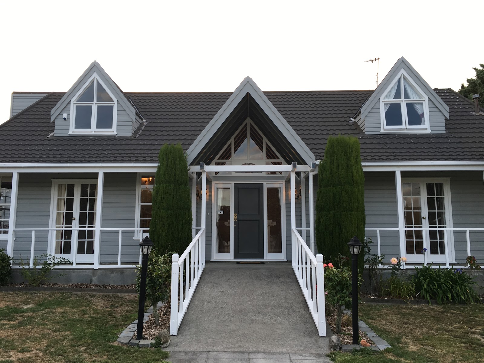 Colonial Revival - Our Churton Abode