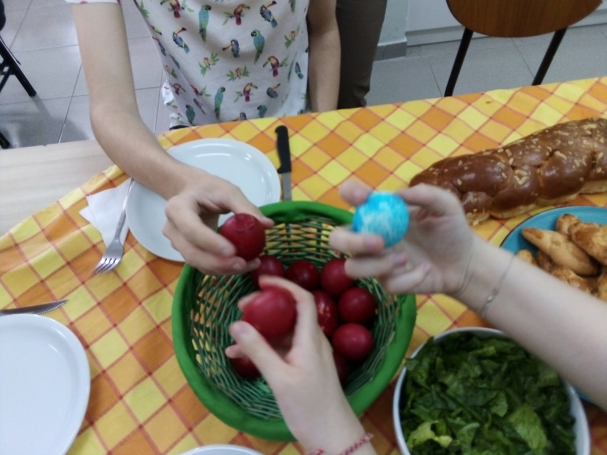 ΠΡΟΓΡΑΜΜΑ EASY COOKING - Μαγειρεύω μόνος!: ΠΑΣΧΑΛΙΝΟ ΤΡΑΠΕΖΙ