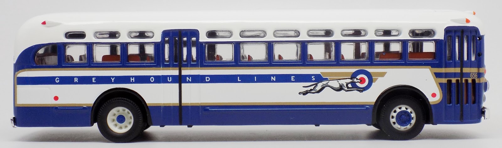 Toys and Stuff: Corgi 1/50 Scale Diecast No. 5401 Northland Greyhound ...