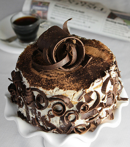 Décor de Provence: "Let Them Eat Cake"