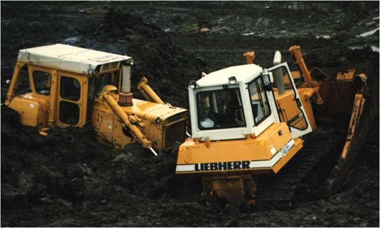 Industry Mayhem: Double Bogged Dozers