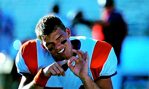 birthdays: Alan Ritchson (gifs)