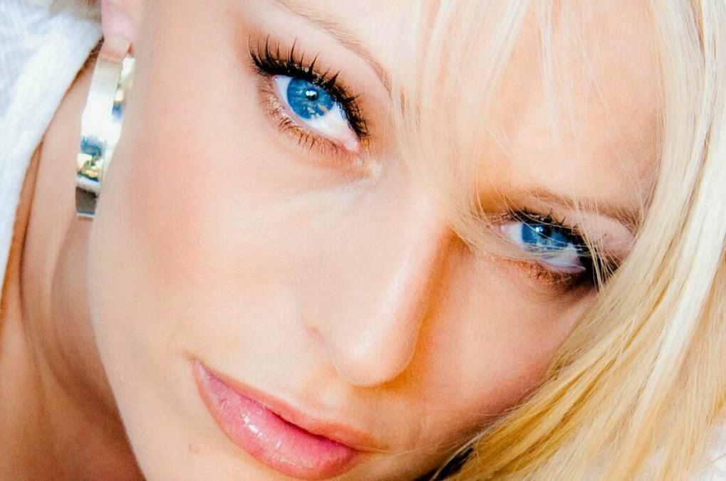 Gangsters Out Blog: Interview with Kerri Krysko