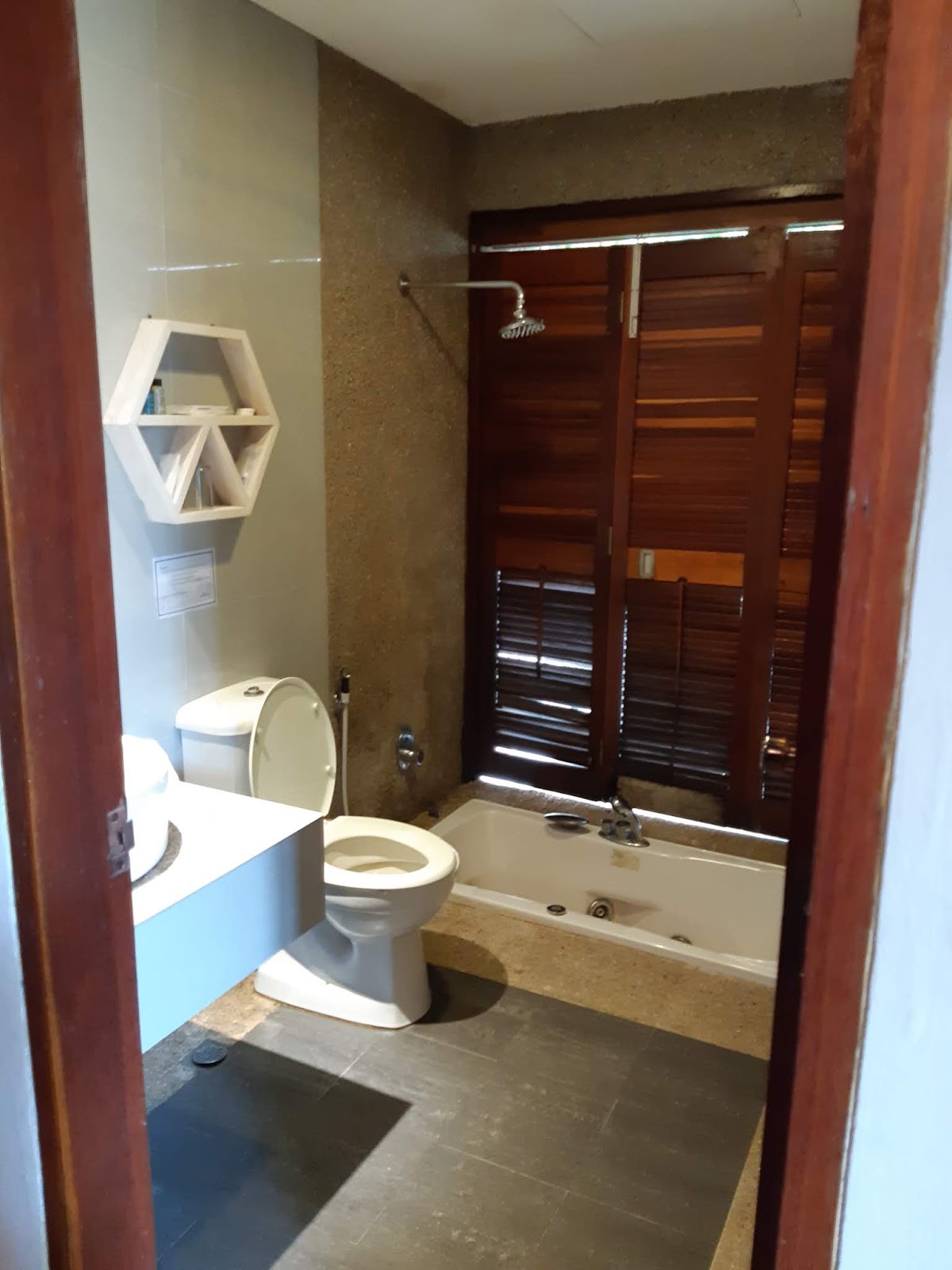 Bercuti di Ulek Beach Resort : Makan Udang Celup Tepung Murah di Dungun