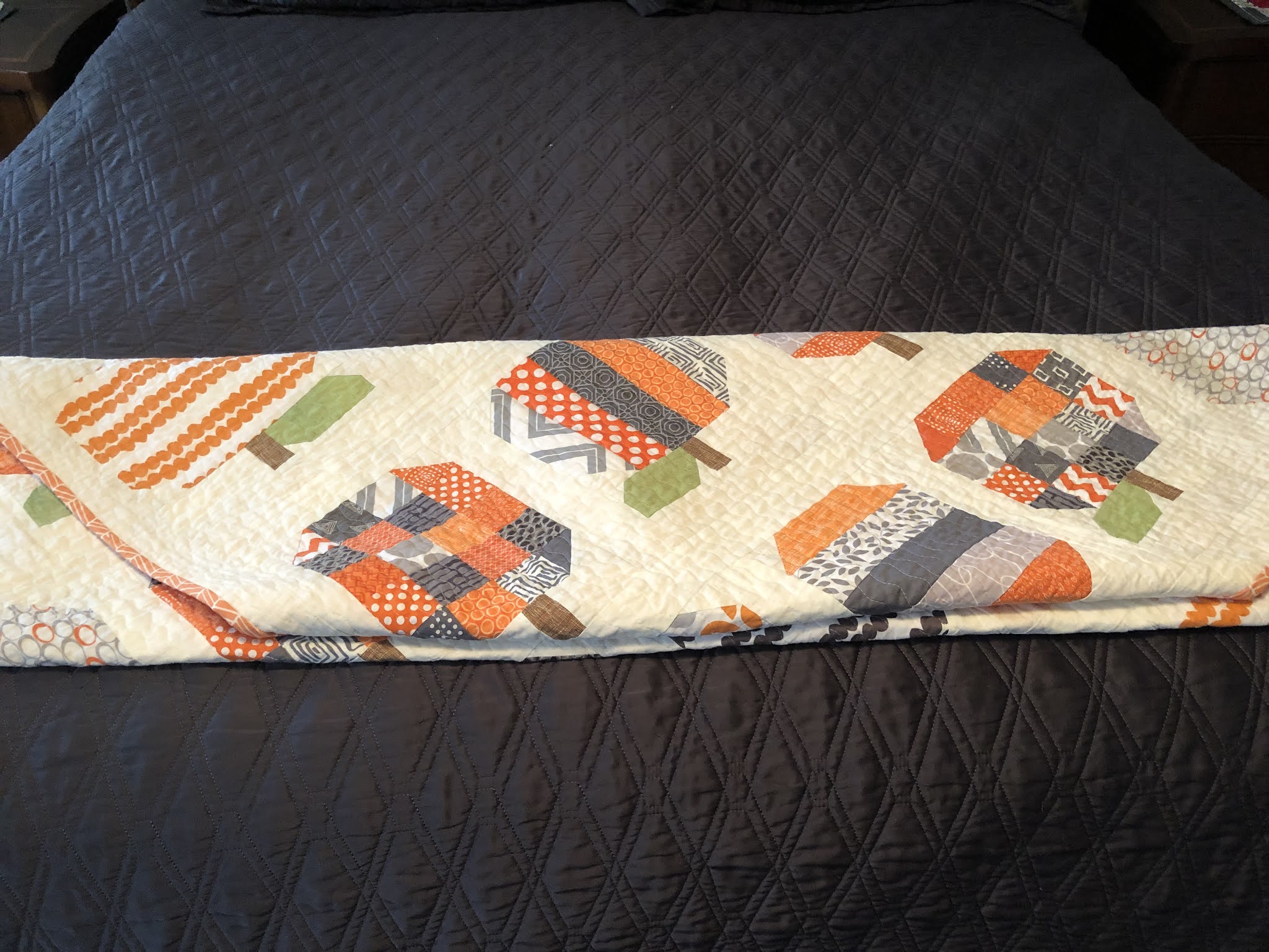 Kwilty Pleasures: DIAGONAL QUILT FOLDING - TUTORIAL