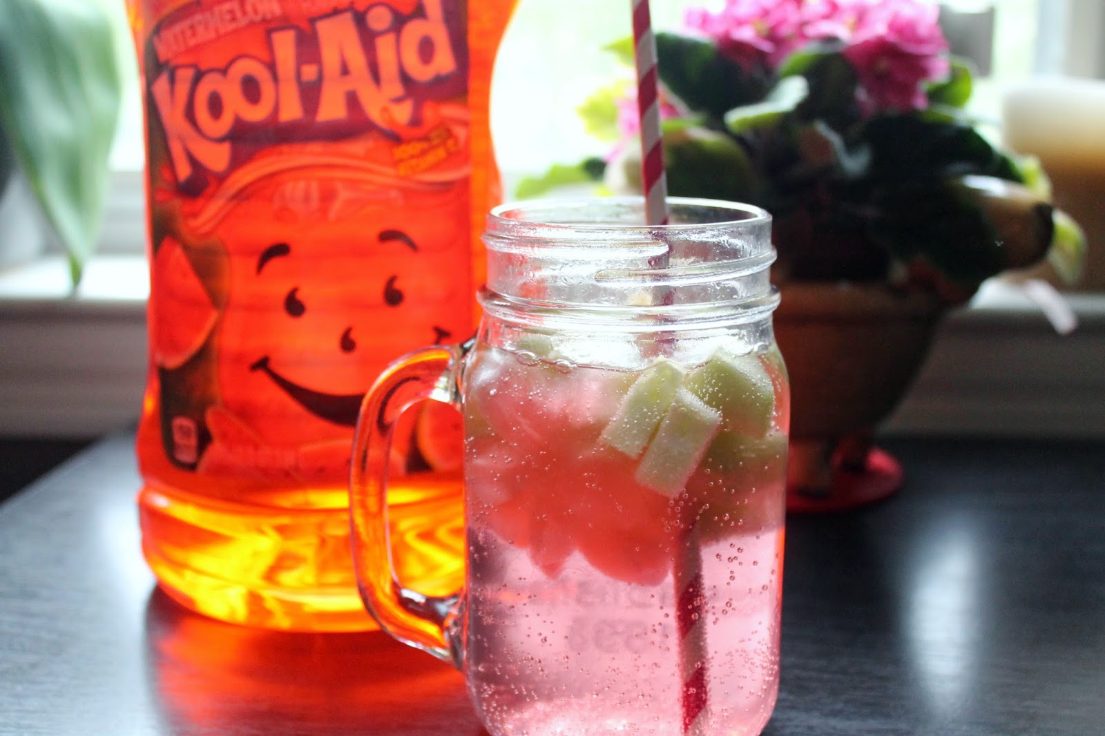 Watermelon Kool-Aid Cupcakes and Watermelon Cucumber Fruit Drink ...