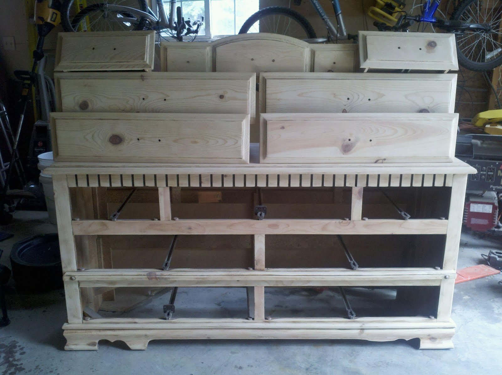 Gardiner - it's with an "i": DIY Dresser: The Tutorial