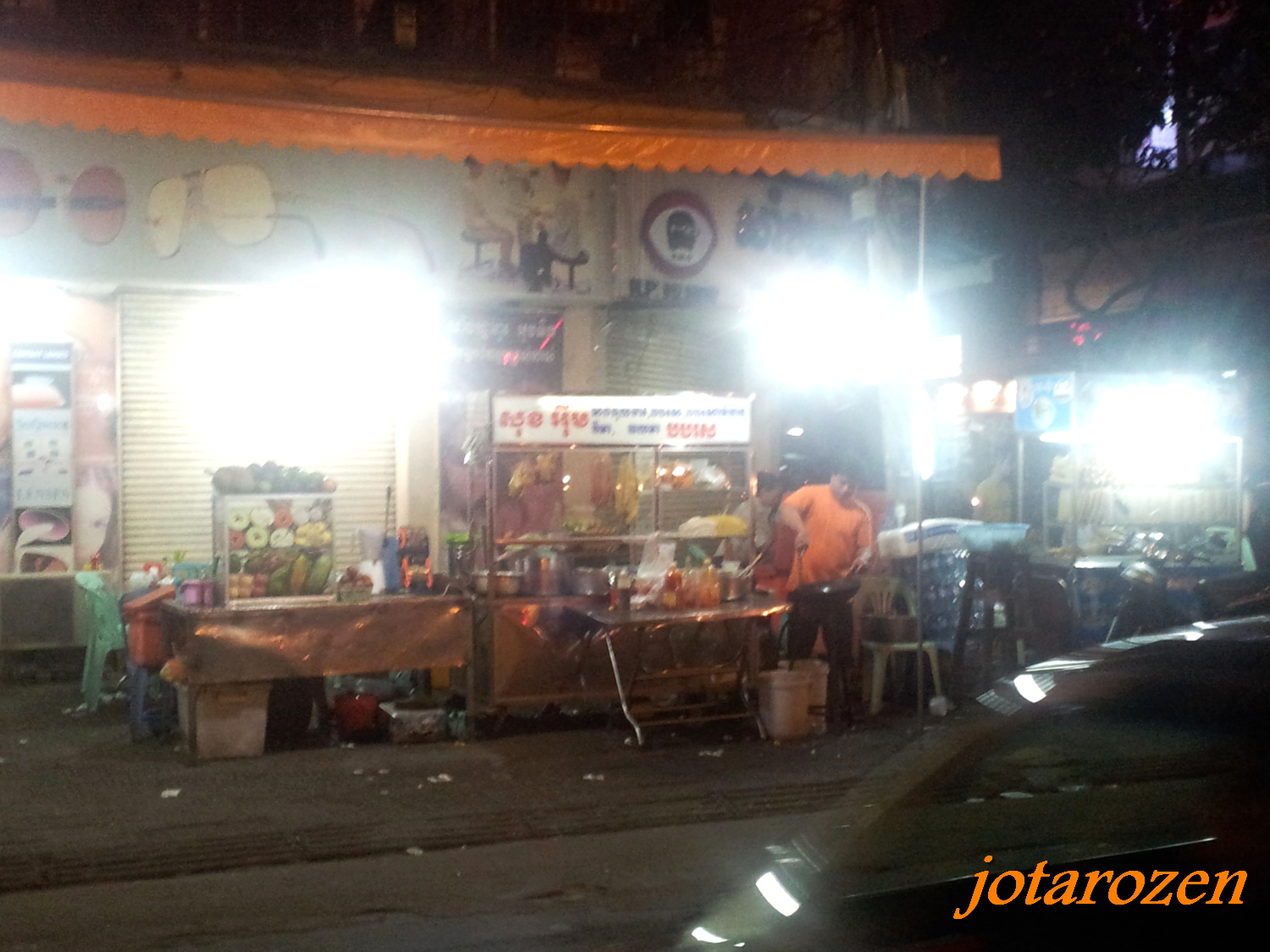 Footsteps - Jotaro's Travels: YummY! - Nom Pang (Cambodian Baguette ...