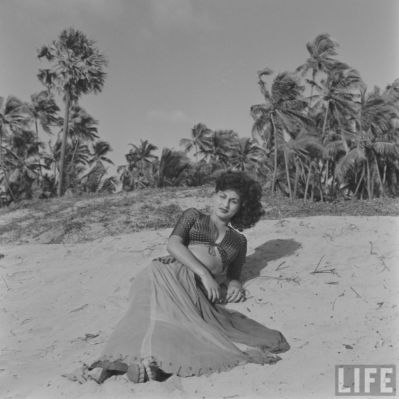 Hindi Movie Actress Begum Para Outdoor Photoshoot by James Burke in ...