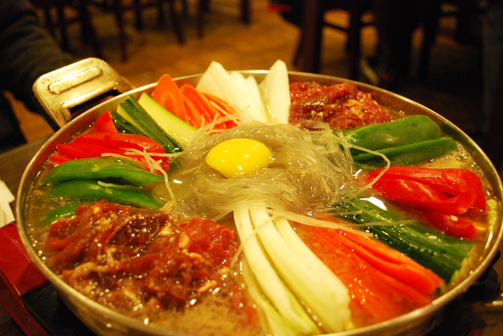 Food Lovers: Hotpot------Jing Wu