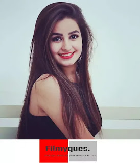 Poonam Raheja Age, Height, Boyfriend, Family, Net Worth, Biography, and ...