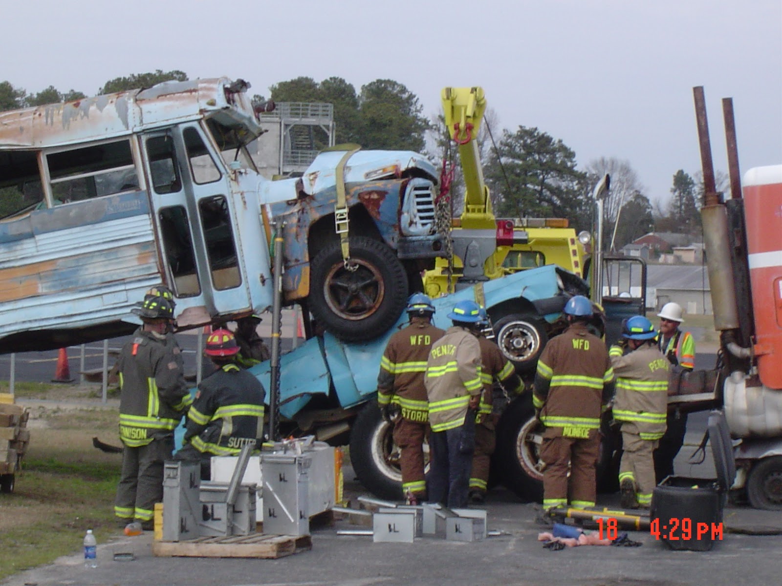 LFD Station 1 "The Big House": Big Rig Rescue