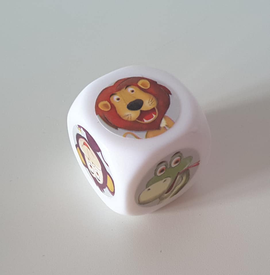 Creciendo con libros y juegos