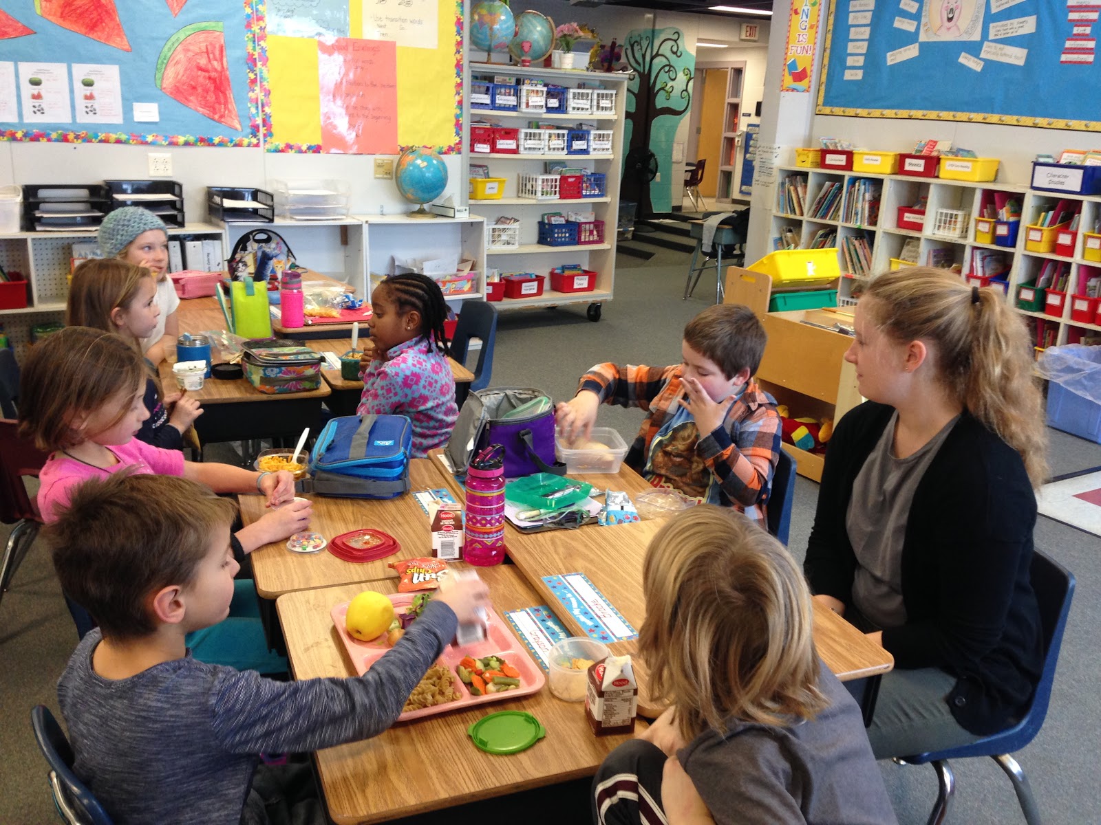 Mrs. McCormack's Class Blog: Lunch in the classroom