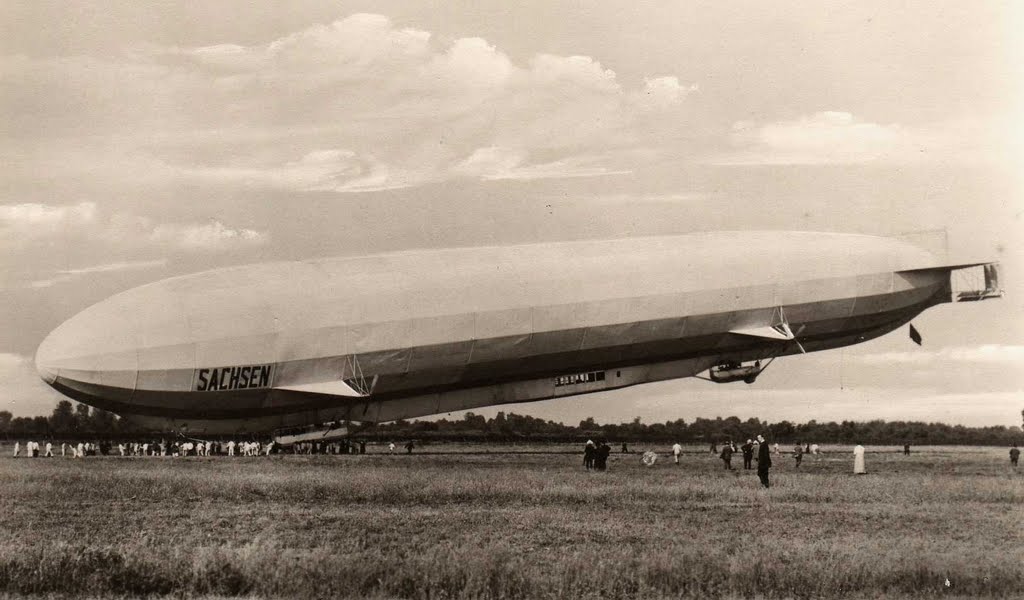 AVIÕES MILITARES: Zeppelin - Dirigiveis rigidos alemães